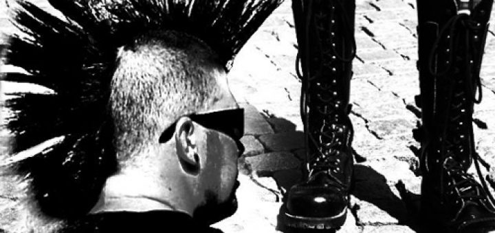 REAL CYBERPUNK MUSIC RADIO - Cyberpunk 2077 Mod